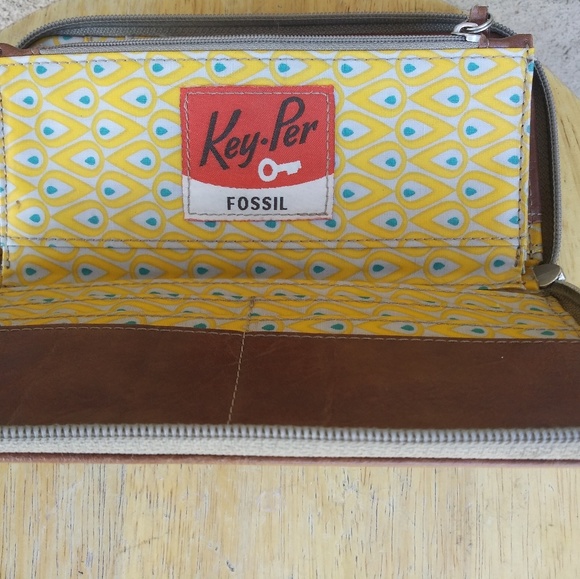 Fossil | Bags | Rare Fossil Wallet | Poshmark